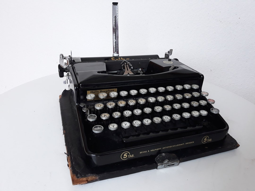 40s erika Travel Typewriter Antique Typewriter Seidel & Naumann ...