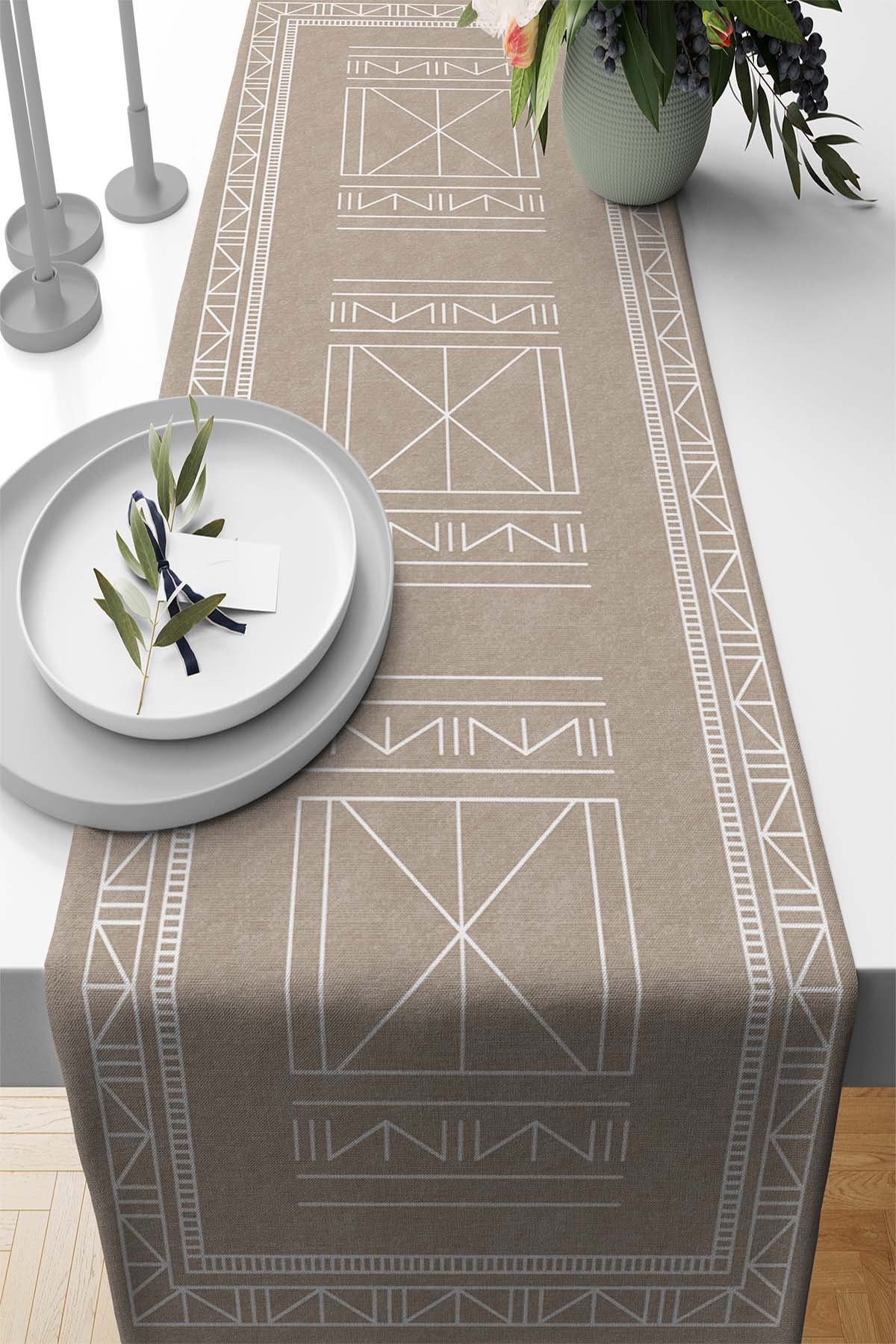 African Pattern Stain-resistant Table Runner: Black & White Ethnic ...