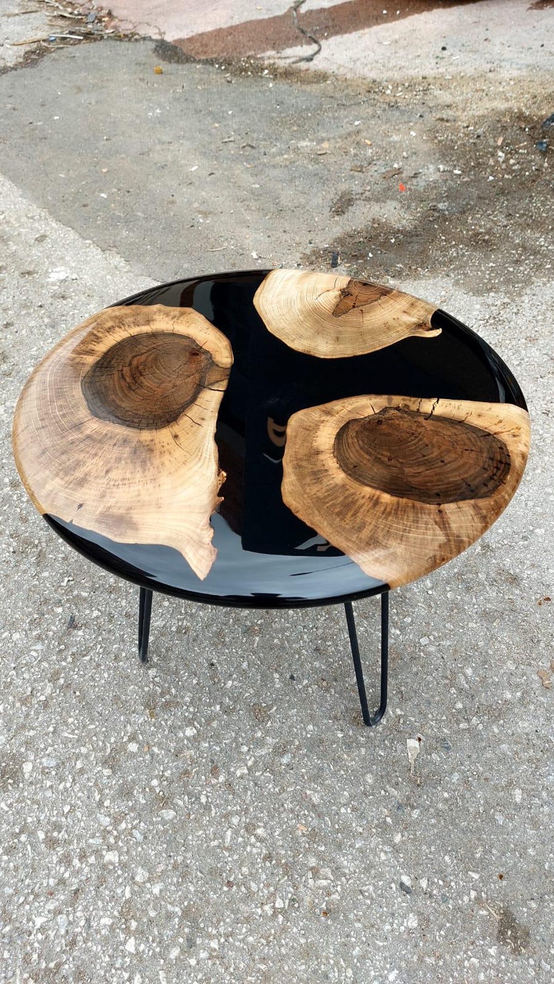 Made to Order Custom Walnut Wood Epoxy Resin Round Table, Handmade ...