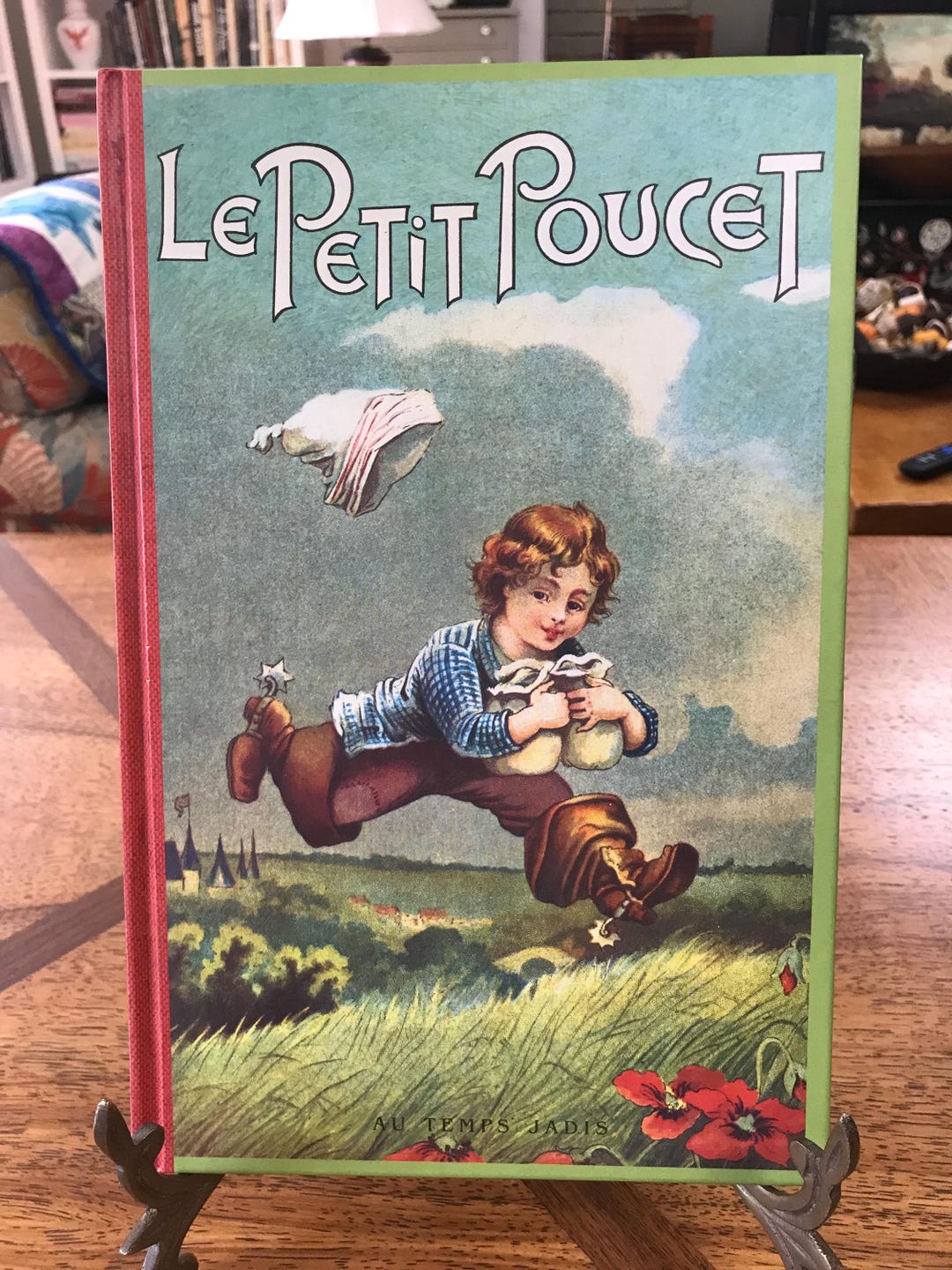 Book: Le Petit Poucet (french Version) Charles Perrault 1994 New - Etsy