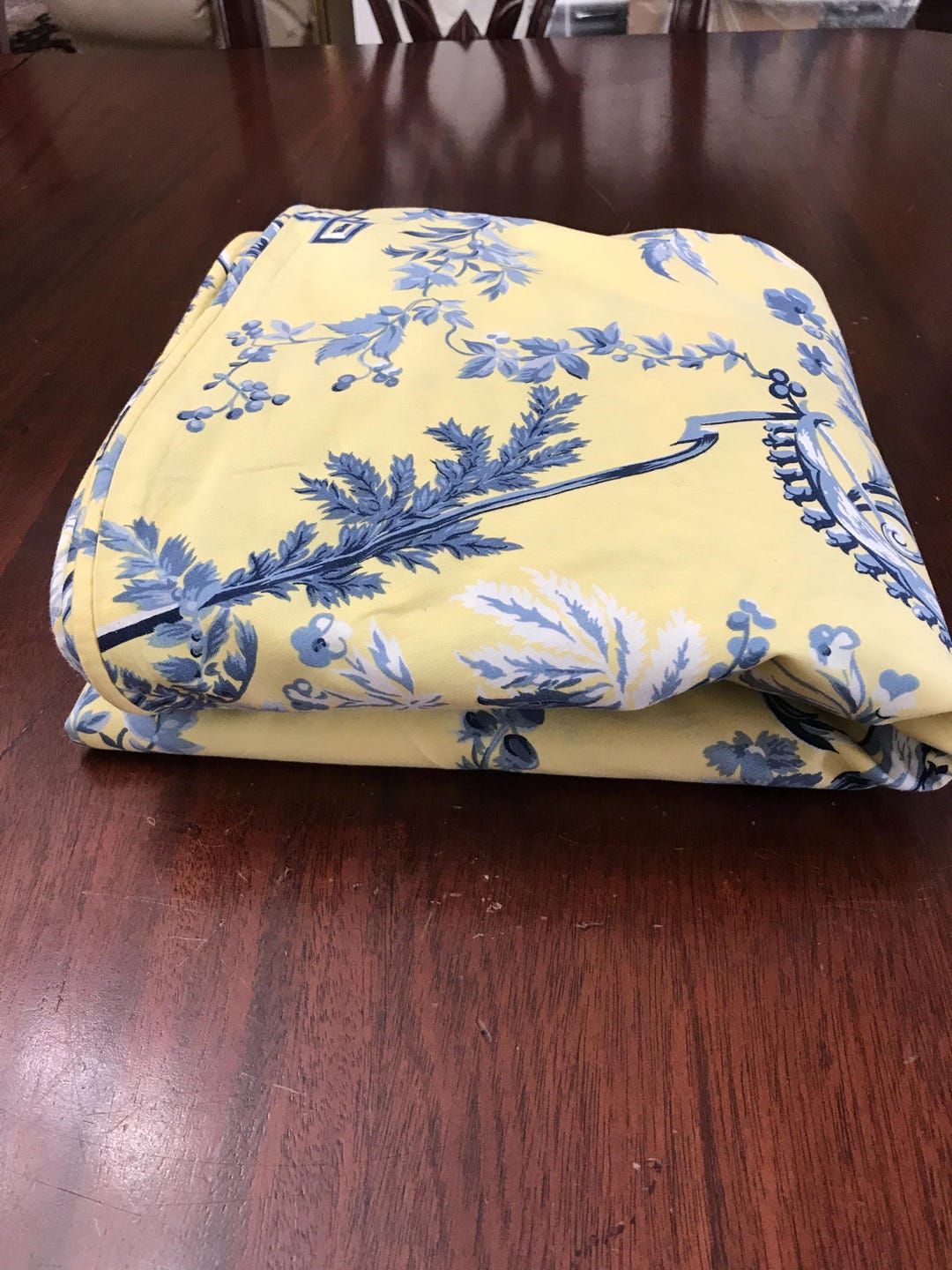 Waverly Vtg Blue & Yellow Custom Made 78” - 80” Round Tablecloth - Etsy