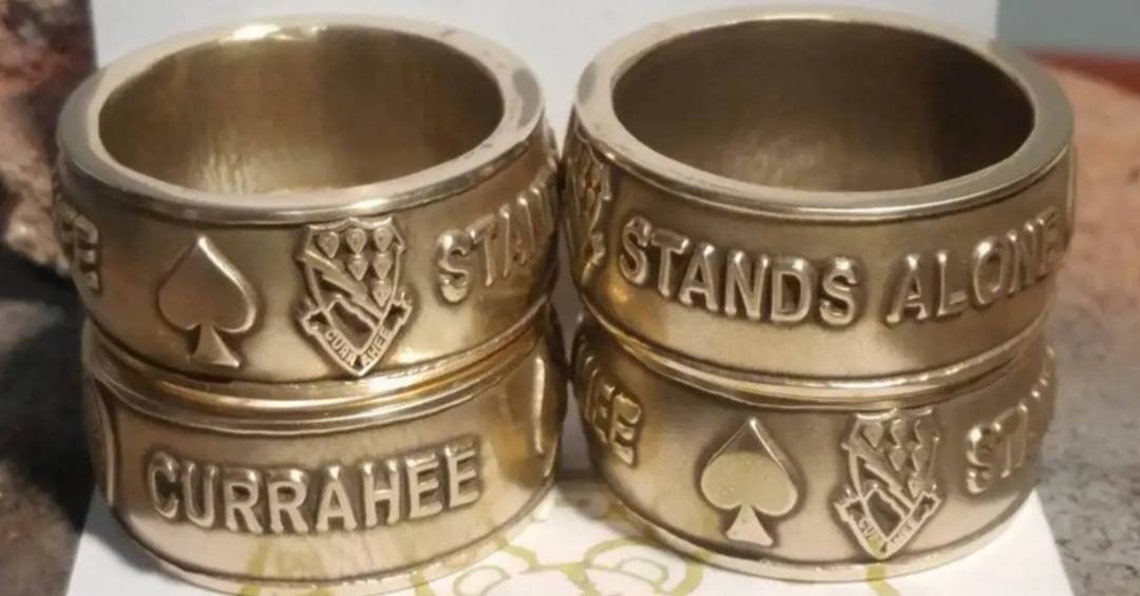 506th Currahee Challenge Coin Ring "stands Alone" - Etsy