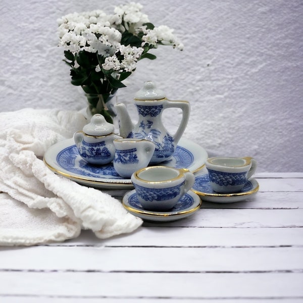 Blue Willow Miniature Tea Set - Etsy