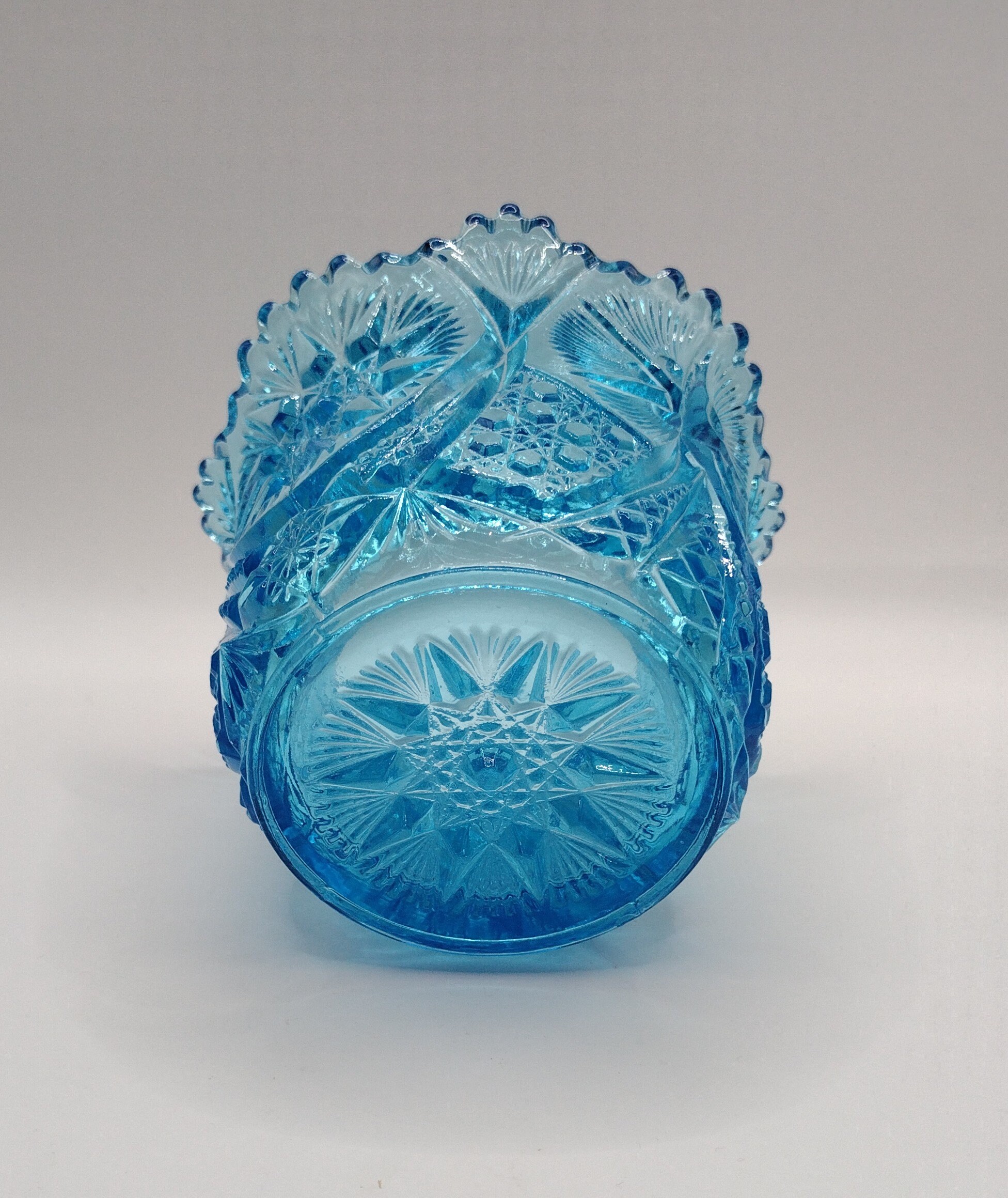 Kemple Wheaton Vintage Blue Glass Bowl. Aqua Blue. Icy Blue. Candy Dish ...