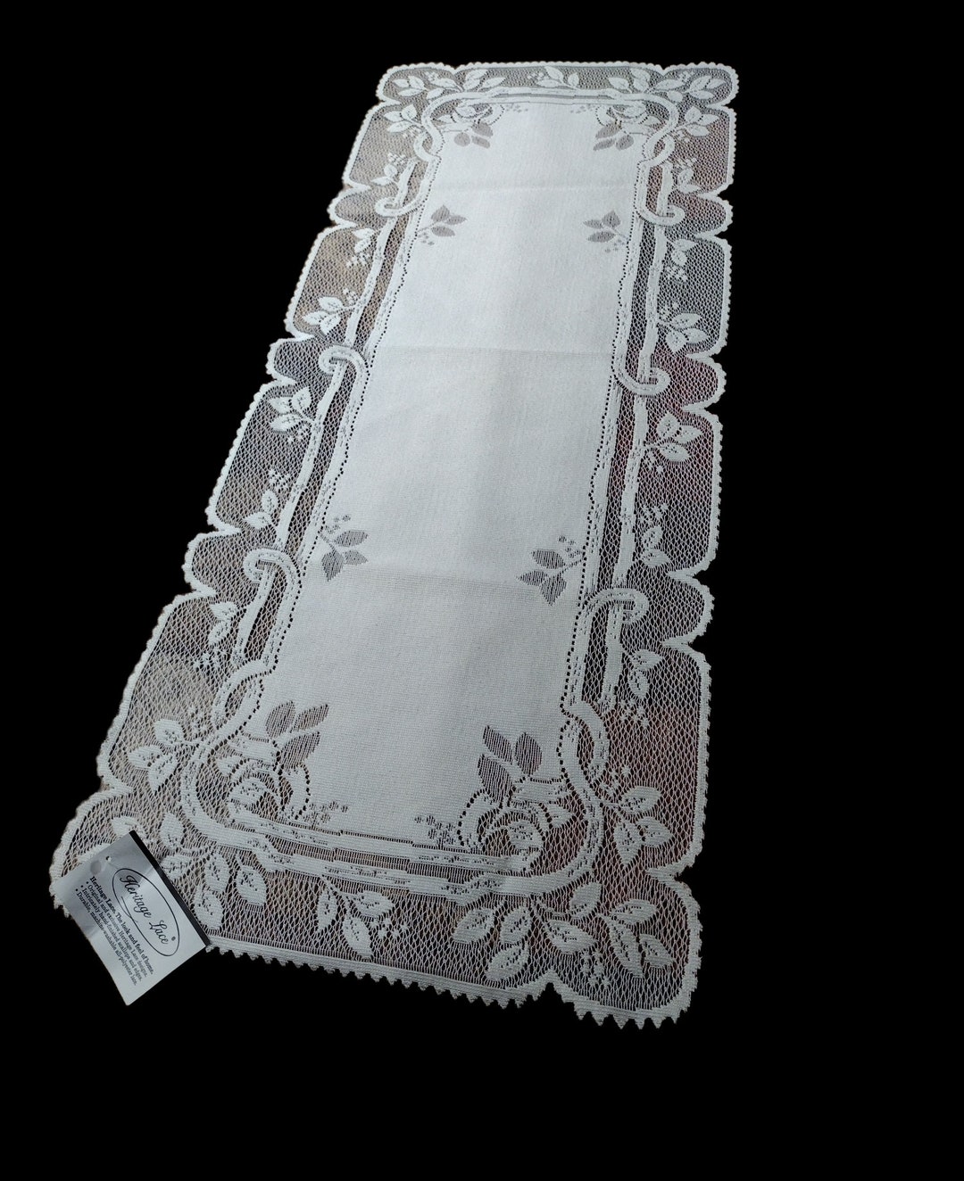 Lace Table Runner Heritage Lace greenbrier in Ecru. Discontinued and ...