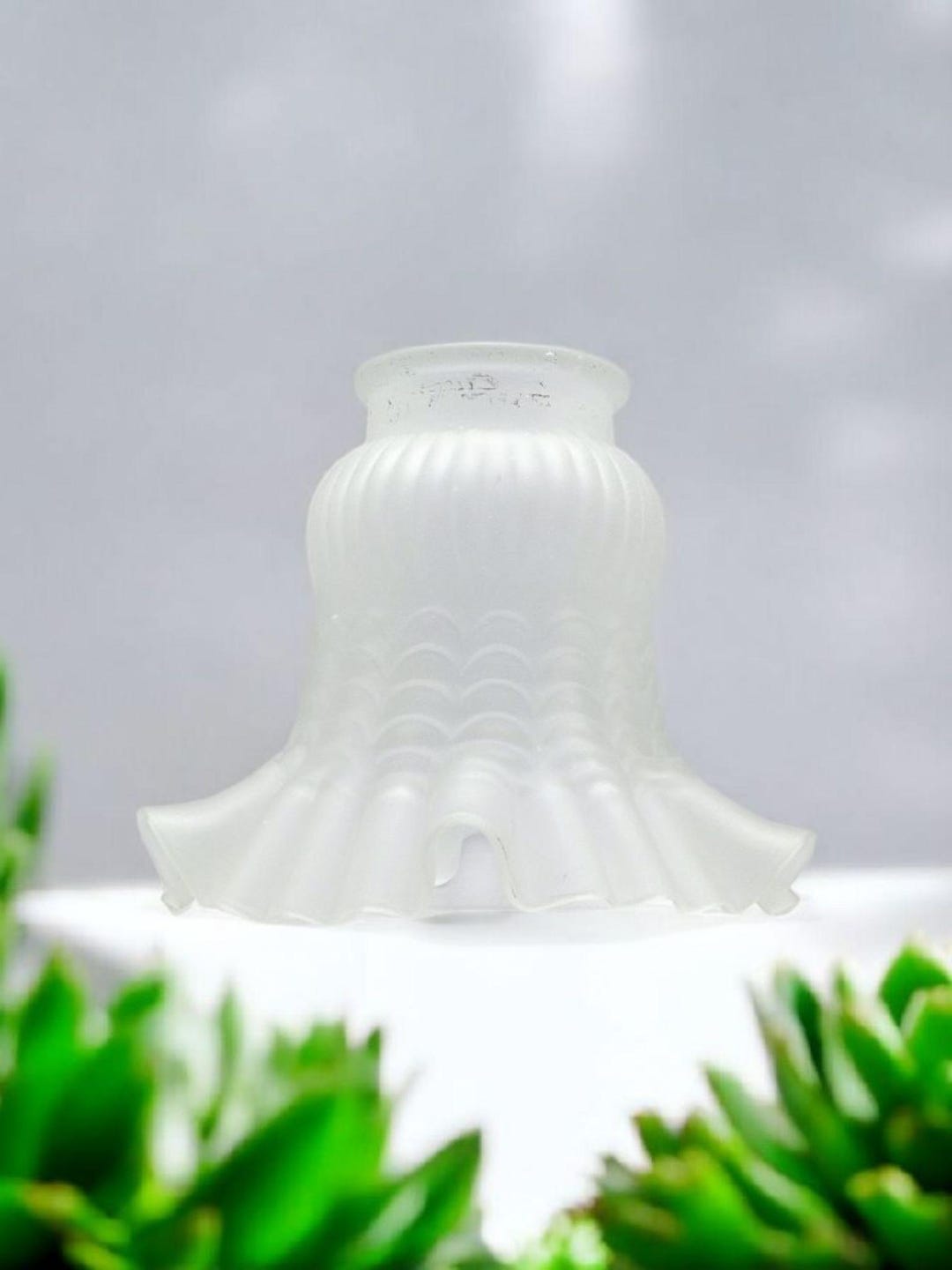 Frosted Glass Tulip Flower Lamp Shade. Vintage Lighting With Ruffles ...