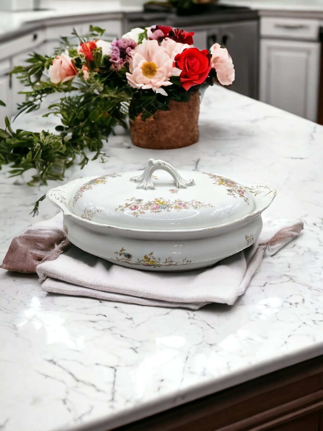 John Maddock and Sons Royal Vitreous Lidded Serving Bowl. Made in ...