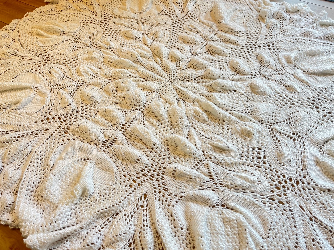 Vintage White Hand Crochet Knitted Doily Tablecloth - Afghan Blanket - Etsy