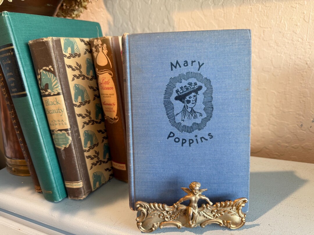 Vintage 1938 Mary Poppins by P.L. Travers Blue Hardcover Book - 11th ...