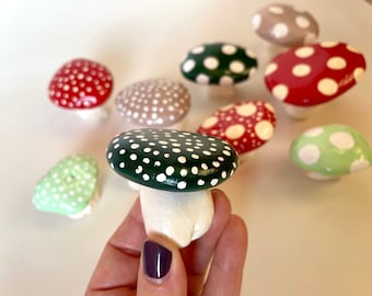 Painted Rocks Mushroom - Etsy
