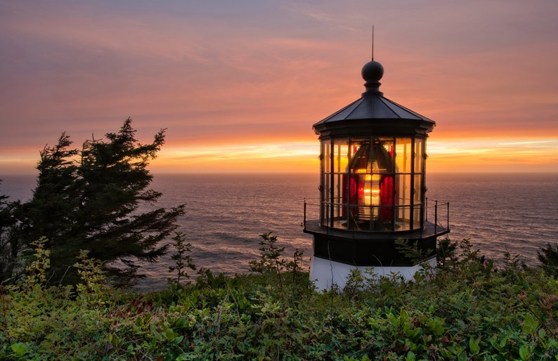 Light up the Lighthouse - Etsy