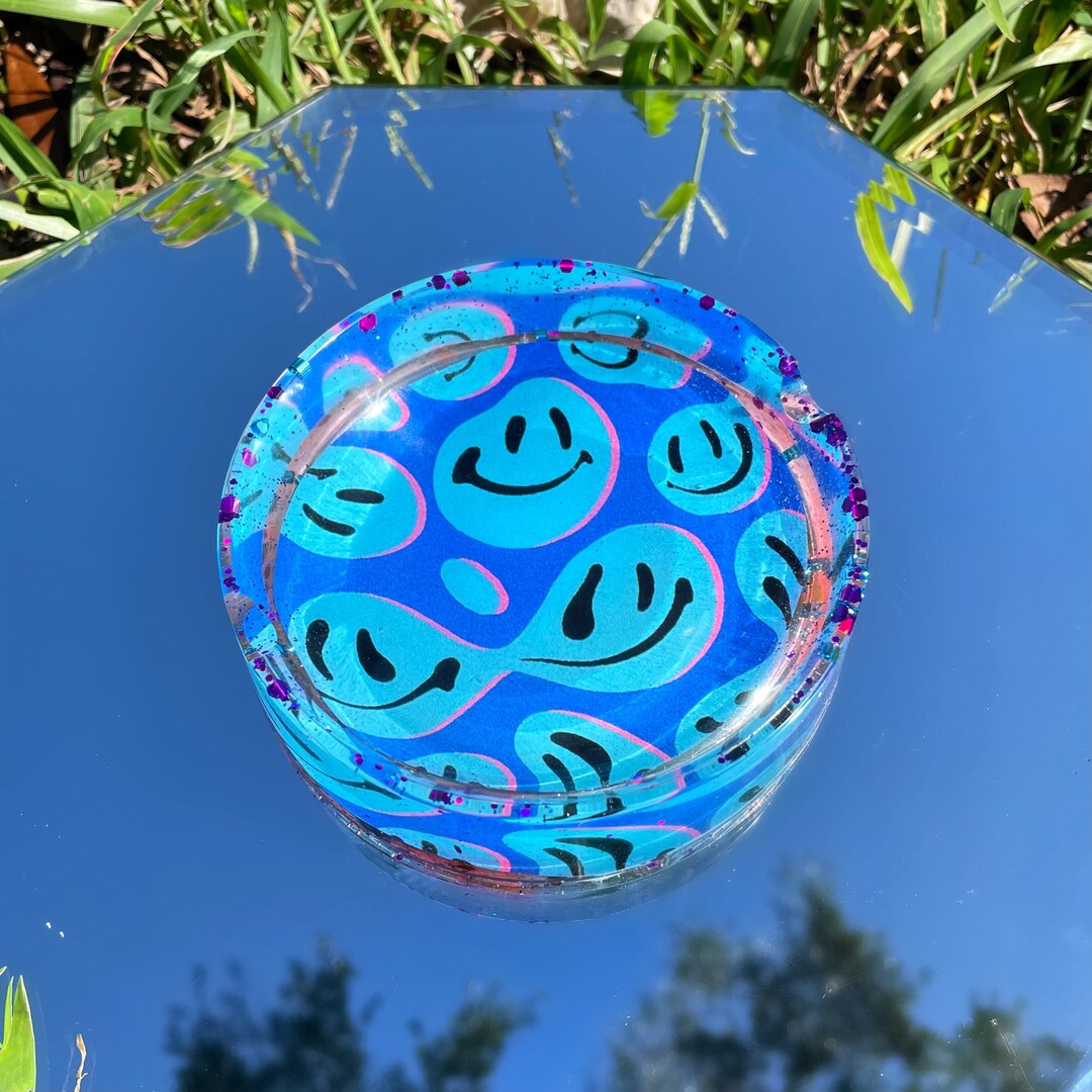 Smiley Faces Tray | Resin Ashtray | Jewelry Tray | Unique Home Decor ...