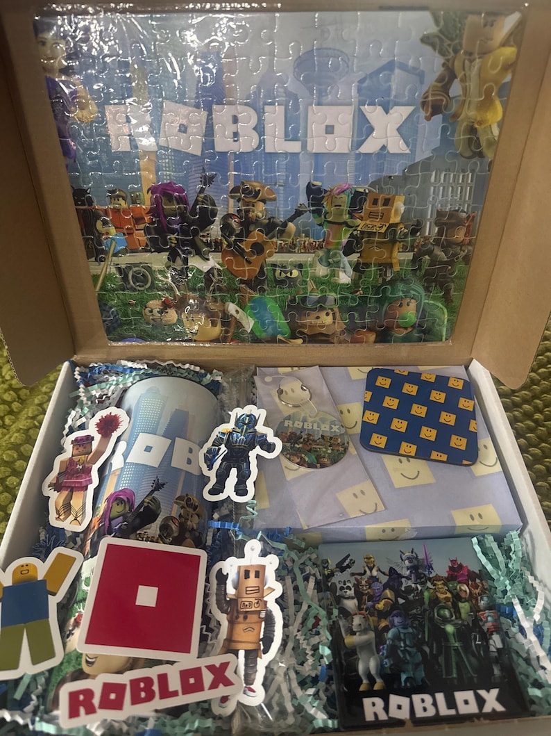 Roblox Gift Box | Gamer Present for Kids Teens Adults | Birthday ...