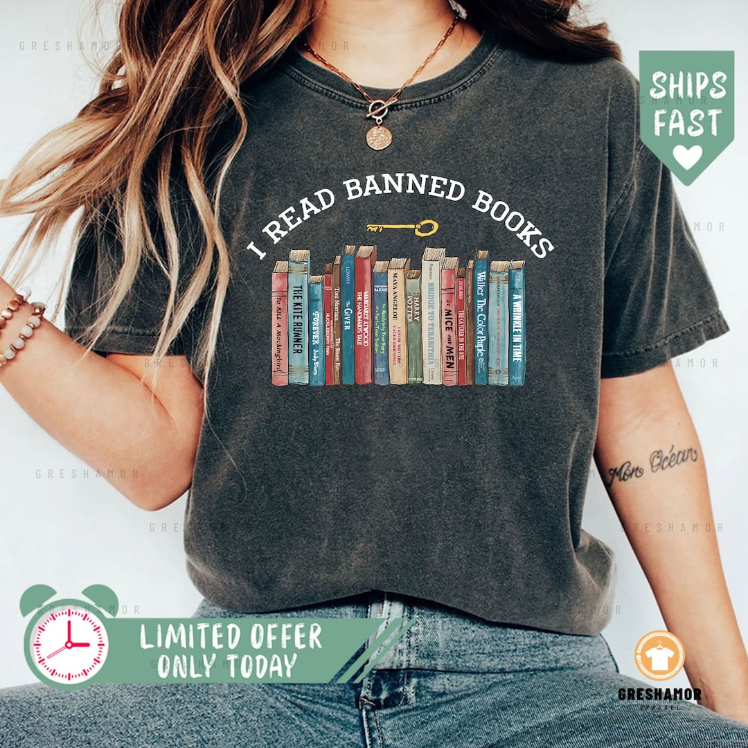 I Read Banned Books T-shirt: Book Lover Gift - Etsy