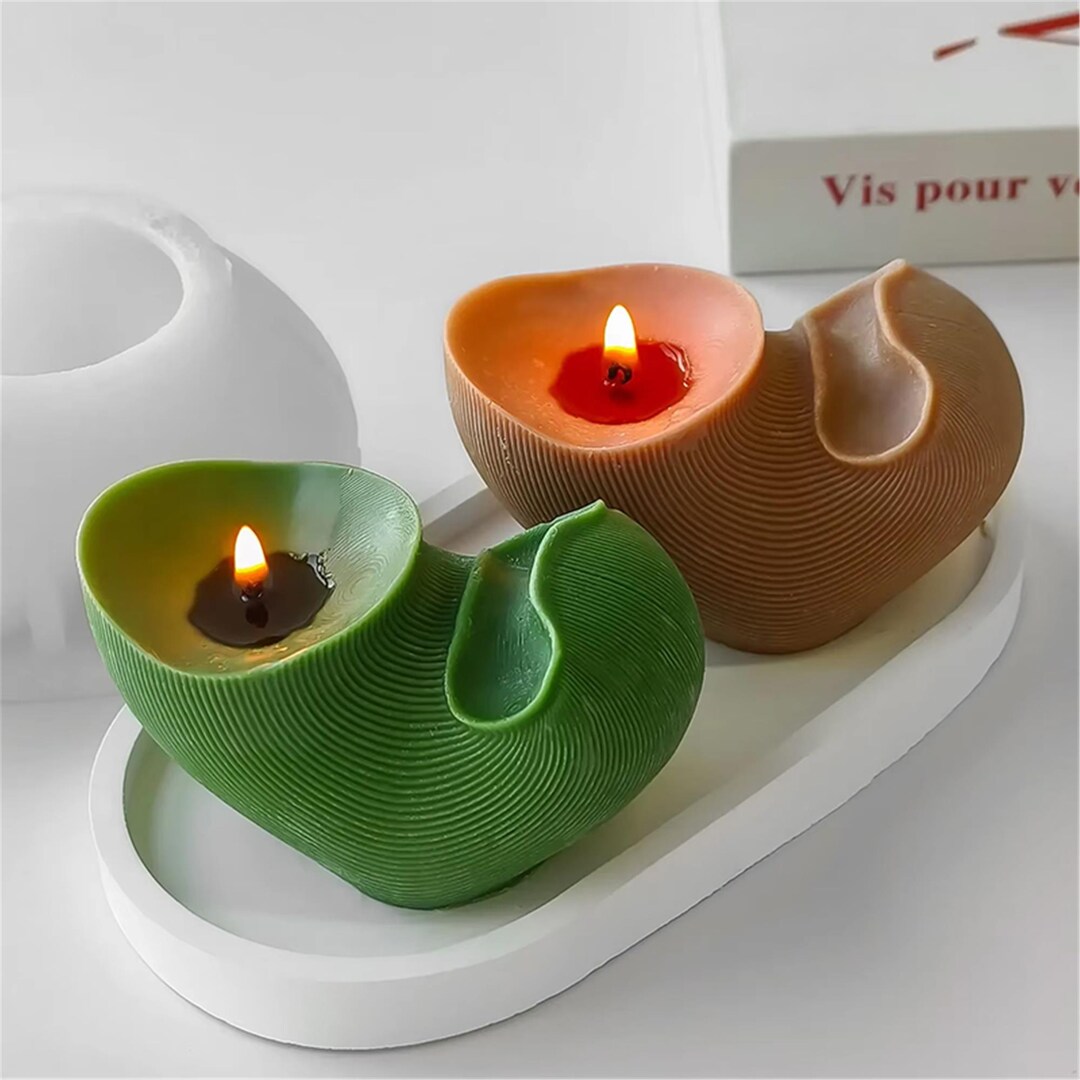 Aesthetic Wavy Fluted Candle Mold | Ribbed Geometric Silicone Mold for ...