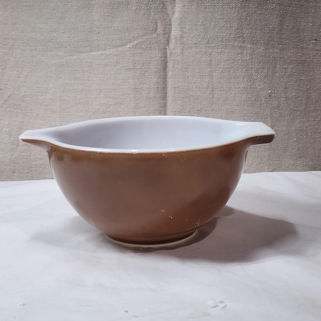 Vintage Pyrex 441 - 1-1/2pt Brown Primary Cinderella Nesting Mixing ...