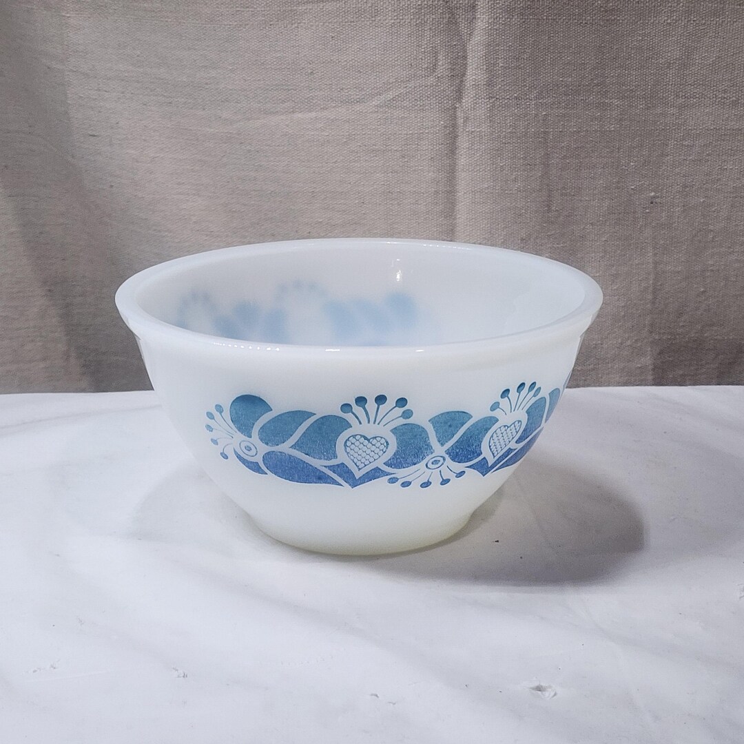 Vintage Pyrex Ovenware USA Mixing Bowl Folk Art Garland Blue 1970s - Etsy
