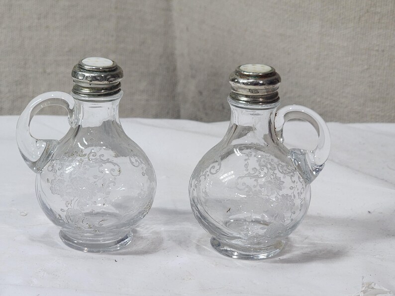 Vintage Cambridge Chantilly Glass Salt & Pepper Shakers - Etsy