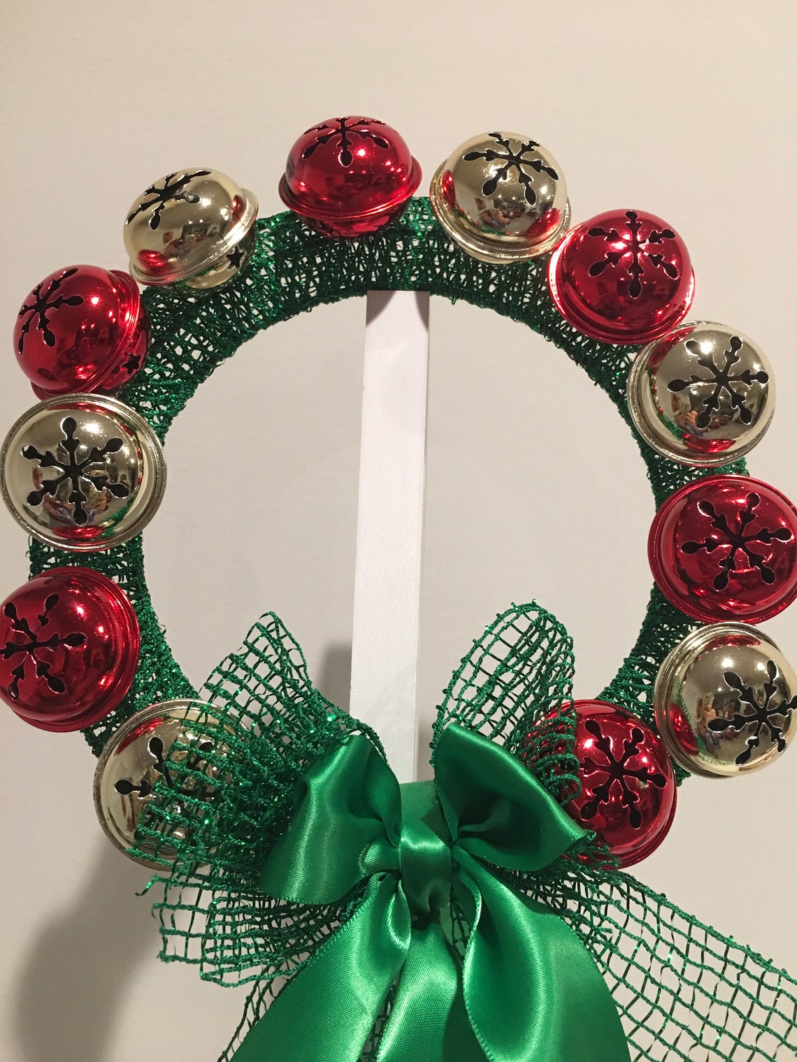 9” Em Handmade Christmas Bell Wreath - Etsy