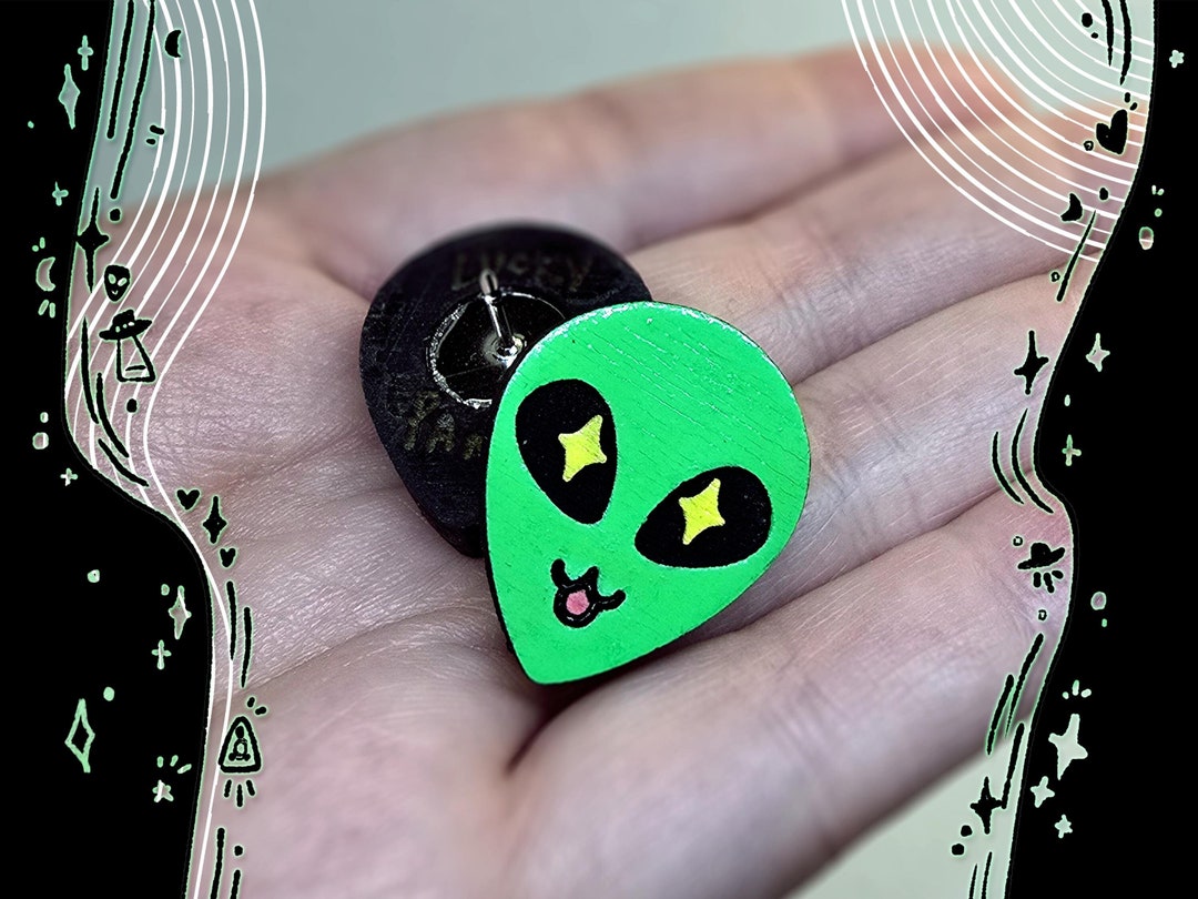 Cutie Alien Wooden Pins | Hand Painted | Funky, Fun, Artsy Gift | Ufo ...
