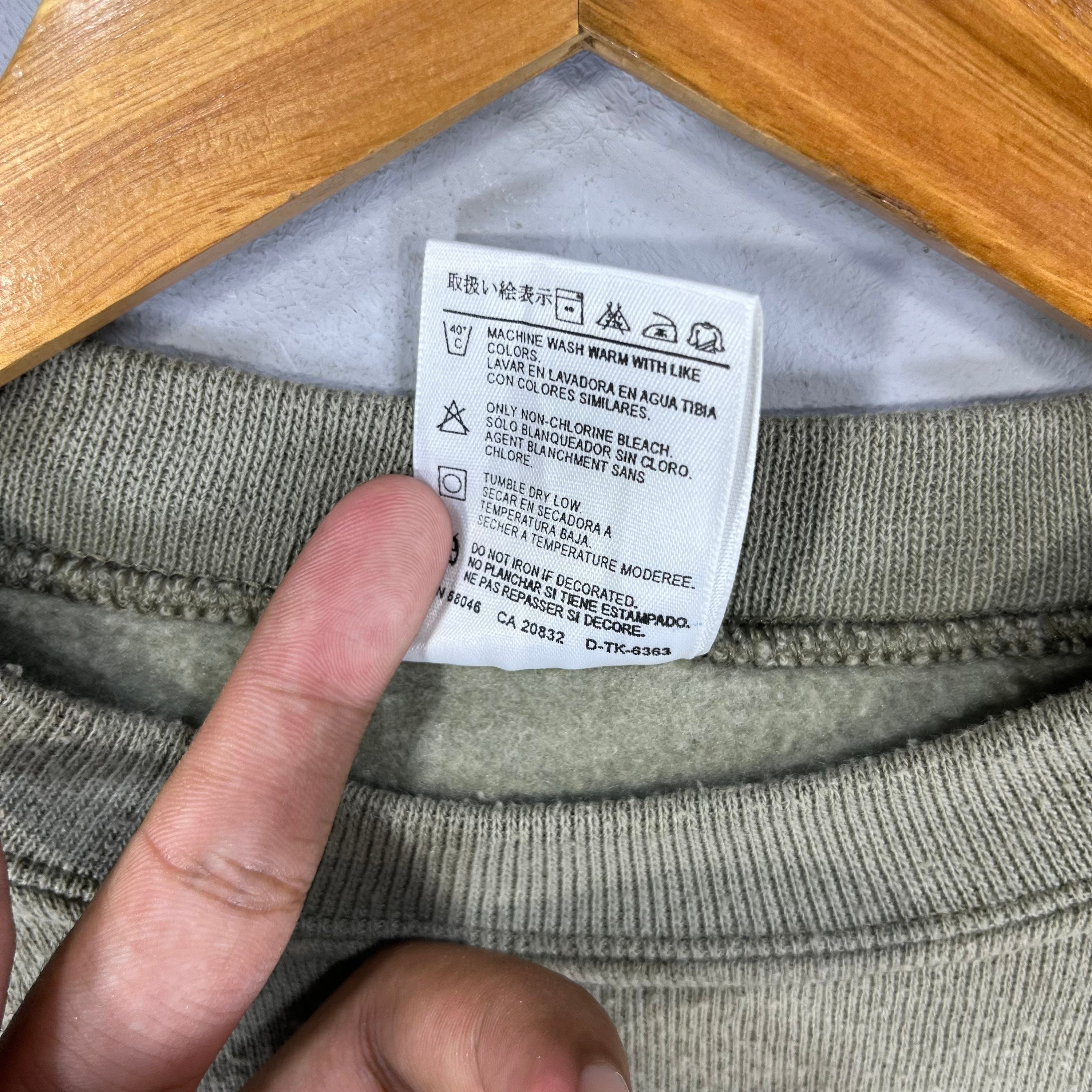 Vintage Tultex Tag Busch Gardens Williamsburg Spellout Logo Printed Sweatshirt Crewneck Baggie ...