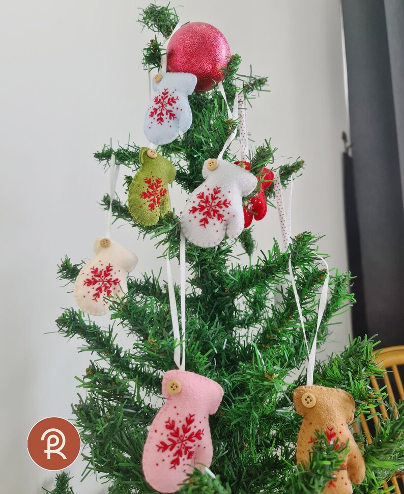 Felt Mitten Christmas Ornament, Christmas Tree Ornament, Christmas ...