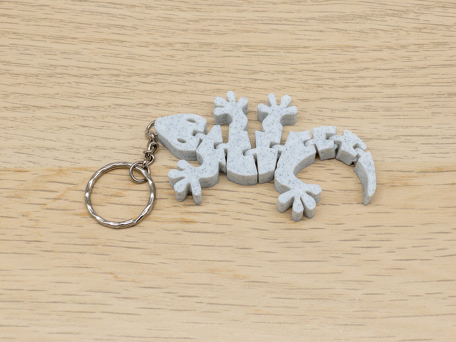 Flexi Gecko Keyring / Keychain 3D Printed Fidget Lizard Tiktok - Etsy