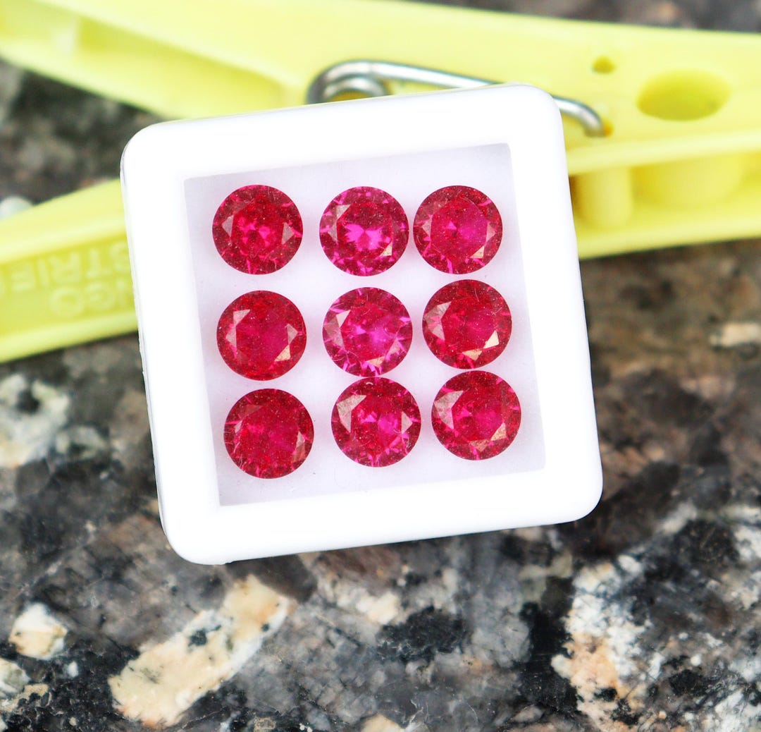 Blood Red Ruby Gemstone: Faceted Round Cut, 6mm Mozambique Ruby - Etsy