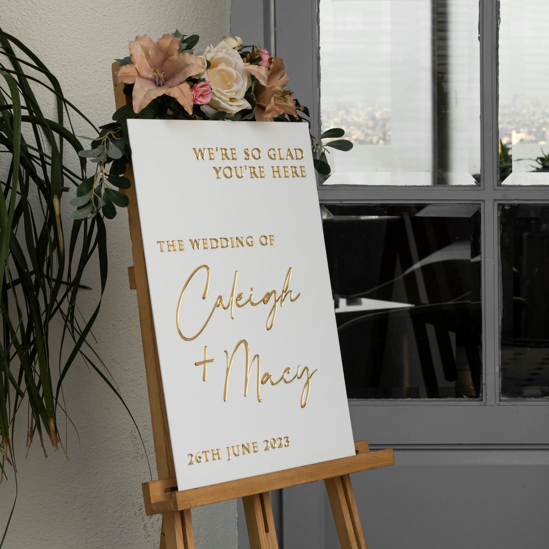 White Acrylic Wedding Sign With 3D Mirror Gold Names Ceremony - Etsy