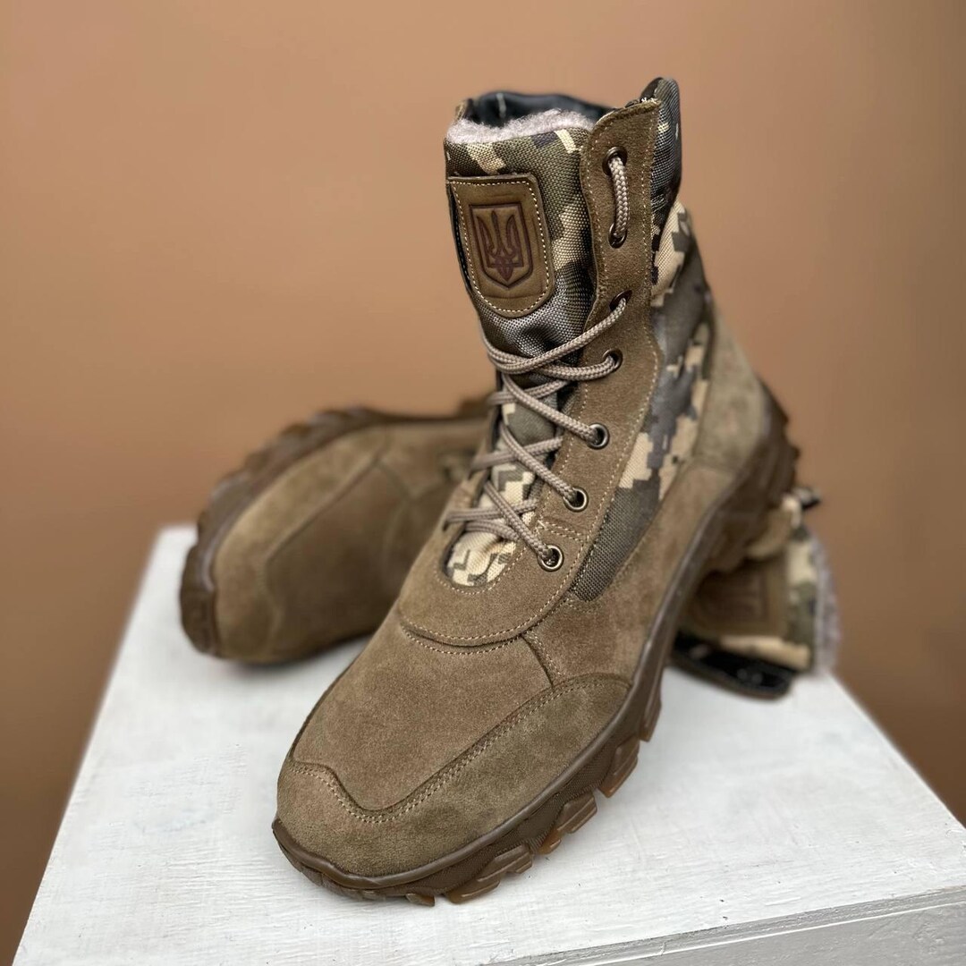 Military Combat Winter Boots of the Ukrainian Army. Military Winter ...