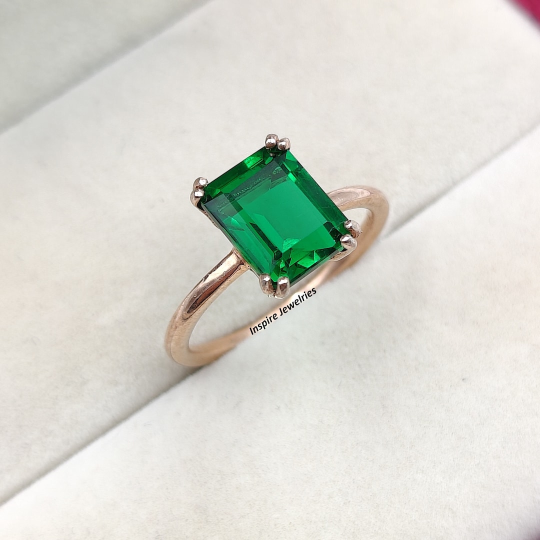 Minimalist Emerald Engagement Ring, Dainty Emerald Cut Gold Ring ...