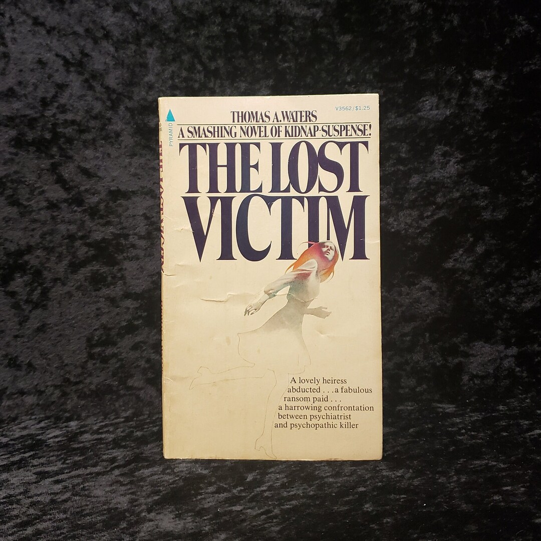 The Lost Victim by Thomas A. Waters - 1975 Vintage Gothic Romance ...