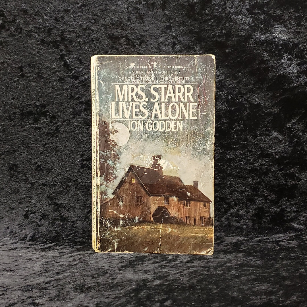 Mrs. Starr Lives Alone by Jon Godden - 1973 Vintage Mystery Thriller ...
