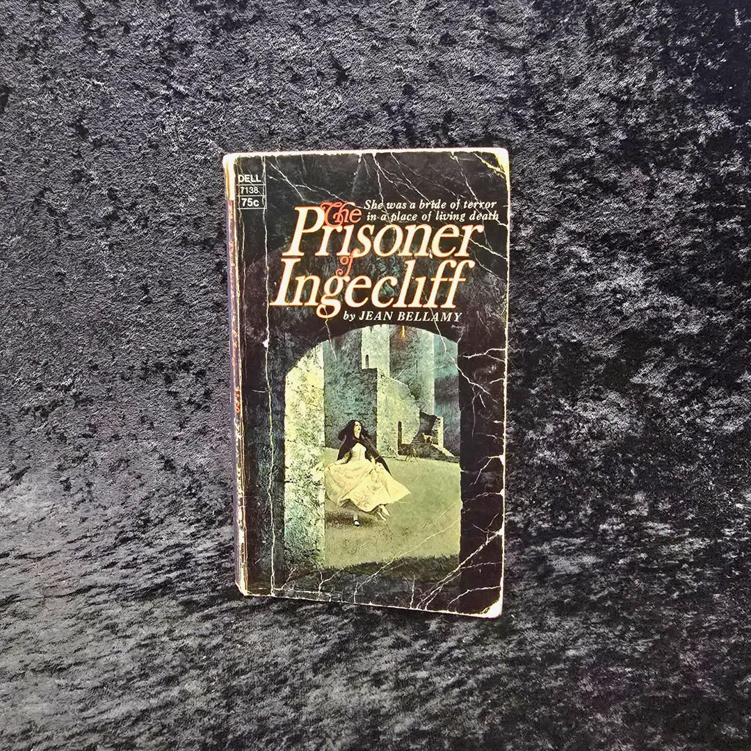 The Prisoner of Ingecliff by Jean Bellamy - 1971 Vintage Gothic Romance ...
