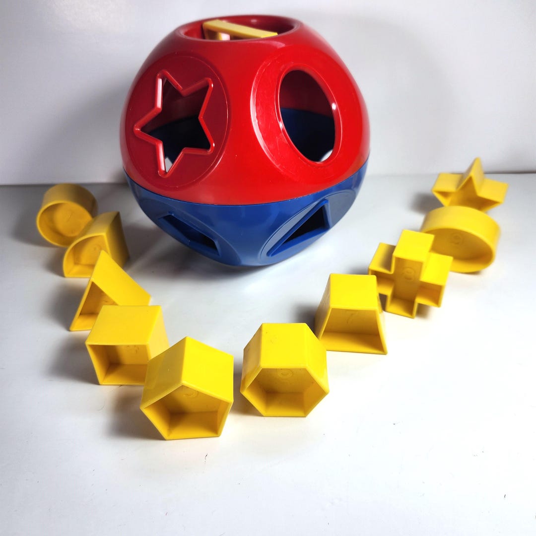 Vintage Tupperware Shape O Ball Rattle Babies Preschool Toy Complete 10 ...