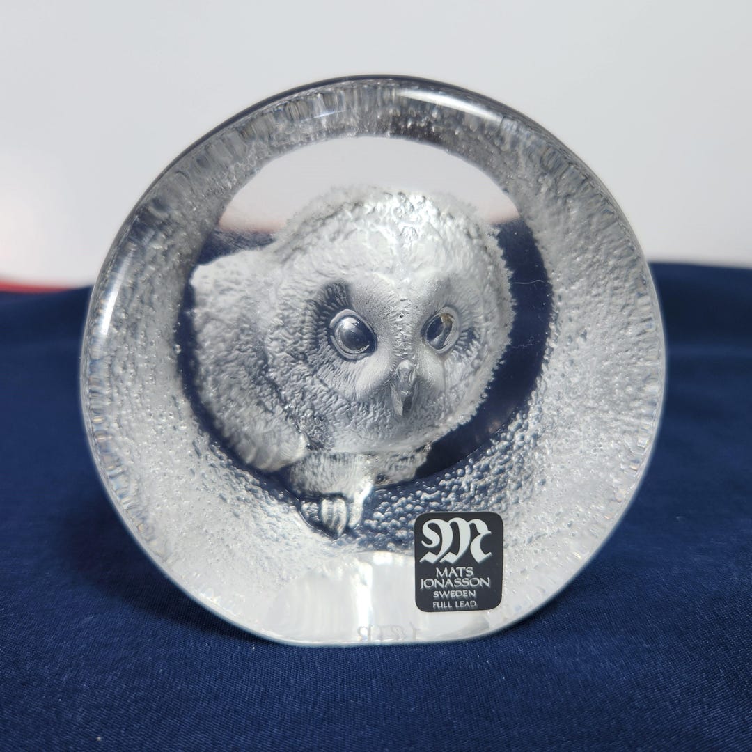 Mats Jonasson Lead Crystal Owl Paperweight: Swedish Art Glass Sculpture ...