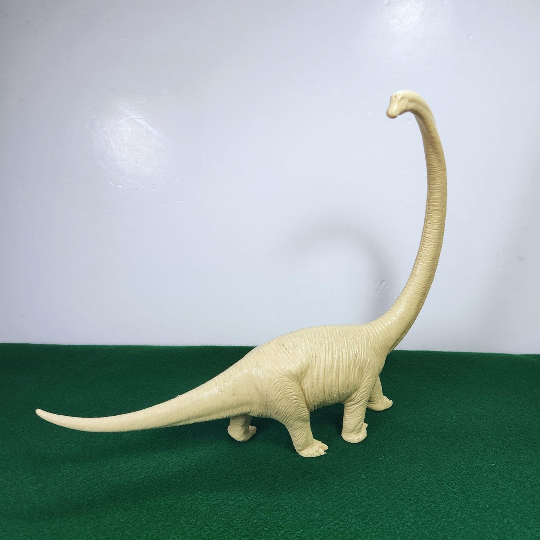 Mamenchisaurus Dinosaur British Natural History Museum Invicta Plastics ...