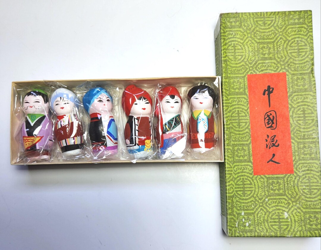 Miniature Chinese Figurines HAN People Vintage Traditional Dress ...