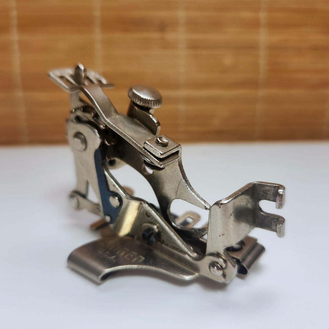 Singer Ruffler Foot Attachment 120598 Gathering Foot Low Shank Machine ...