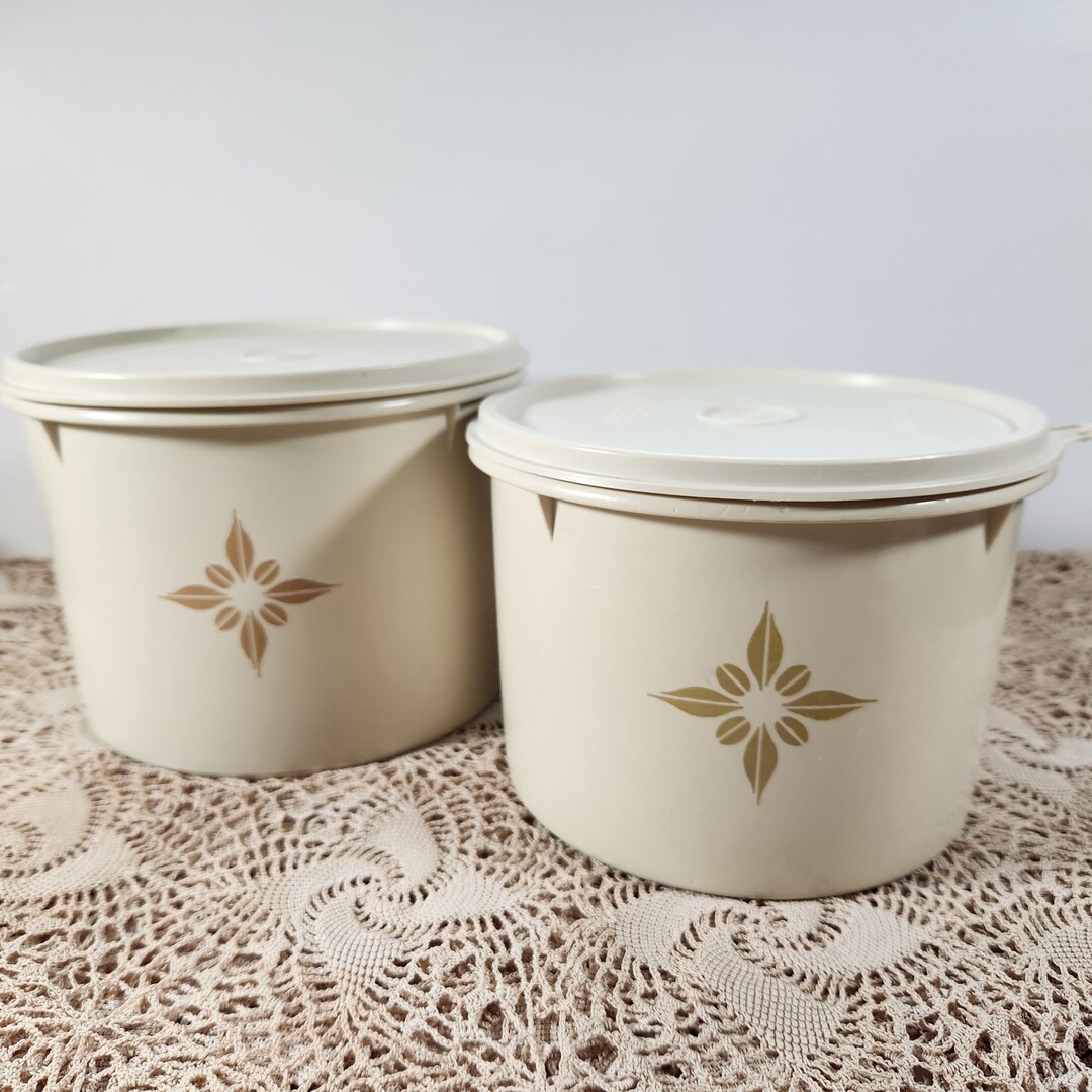 Tupperware Canister Set of 2 Vintage Tupperware Almond Starburst Round ...
