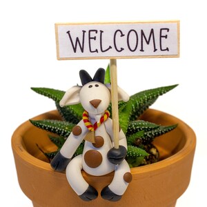 Goat Pot Sitter - Goat Lover Gift - Goat Pot Hugger - Flower Pot Sitter - Plant Pot Pal - Flower ...
