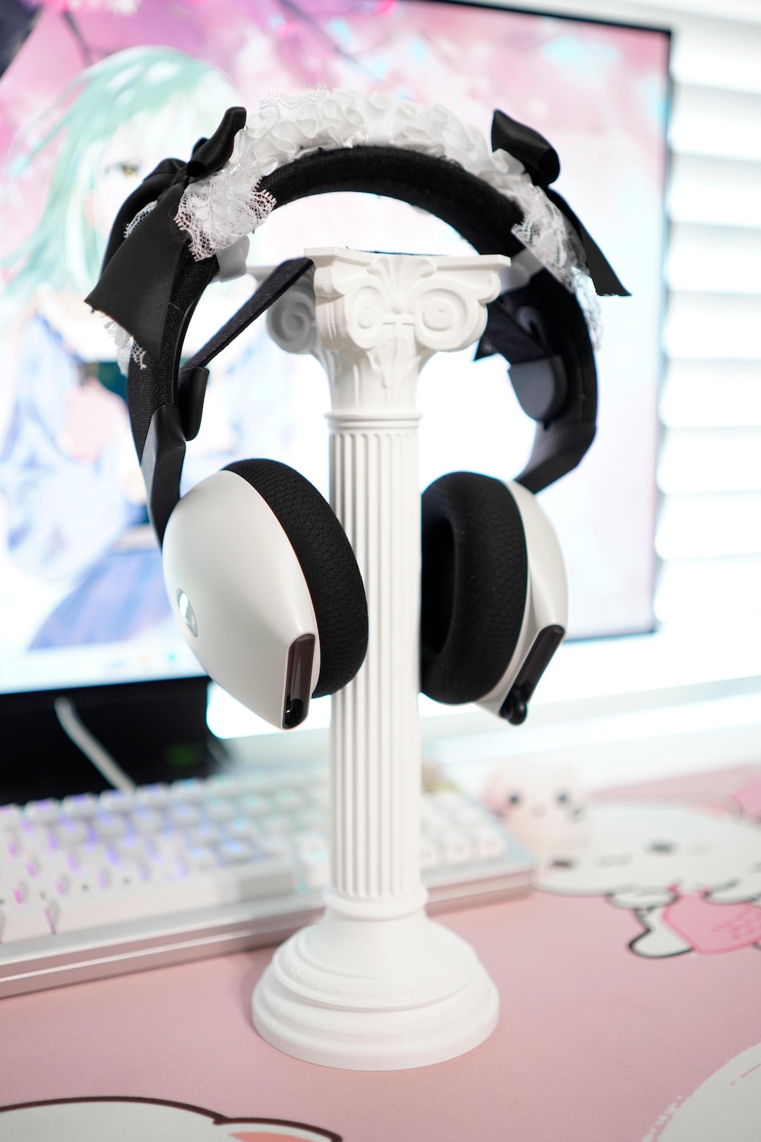 Greek Column Headphone Stand | Vaporwave Gaming Desk Decor - Etsy