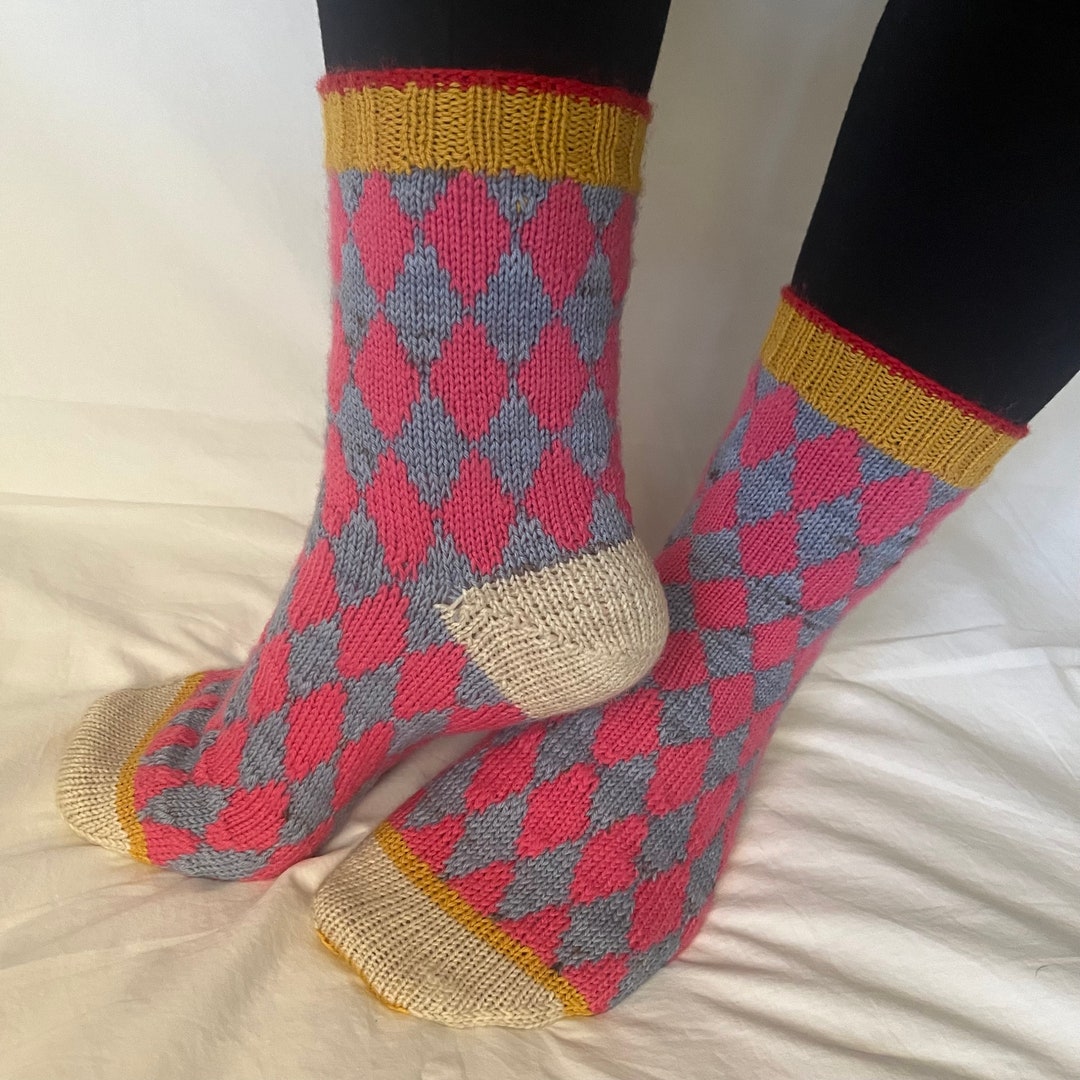 Howl's Moving Castle Socks Knitting Pattern: Colorwork Knit Socks ...