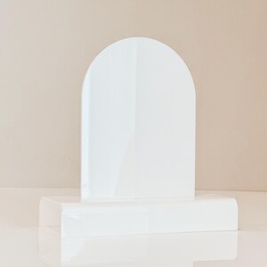 Small Welcome Sign Box Stand | Acrylic Block Stand | Event Sign Base ...