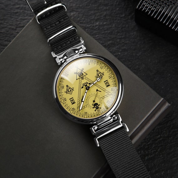 Masonic vintage Mens wrist watch Molnija, Gift for me… - Gem