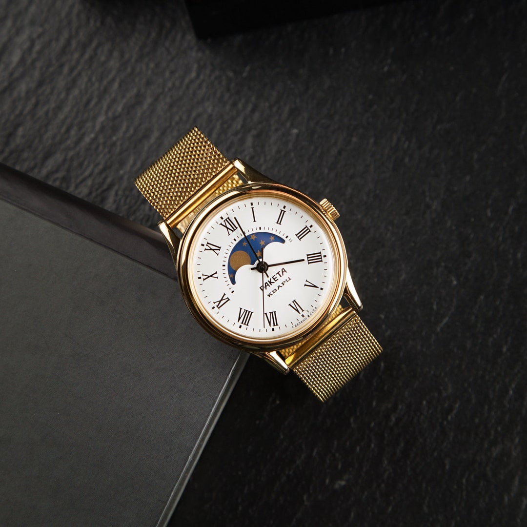 Moon Very Rare Vintage Mens Wrist Watch, Gift for Men, Moon Calendar ...