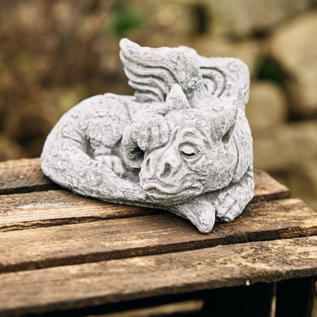 Concrete Dragon Figurine for Home and Garden Decor Stone Winged Dragon ...