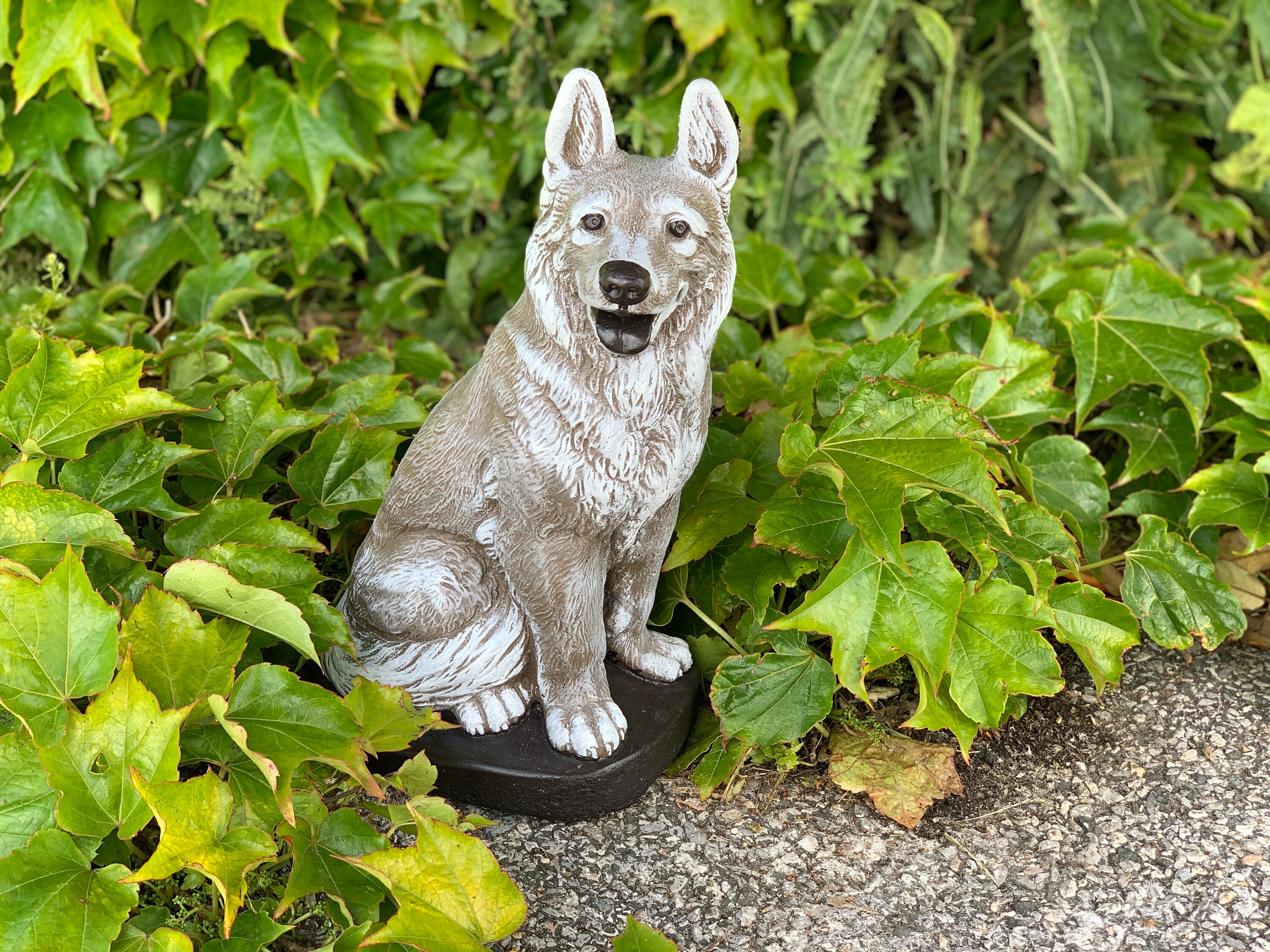 Sitting Dog Stone Statue Memorial Dog Statue Ornament - Etsy