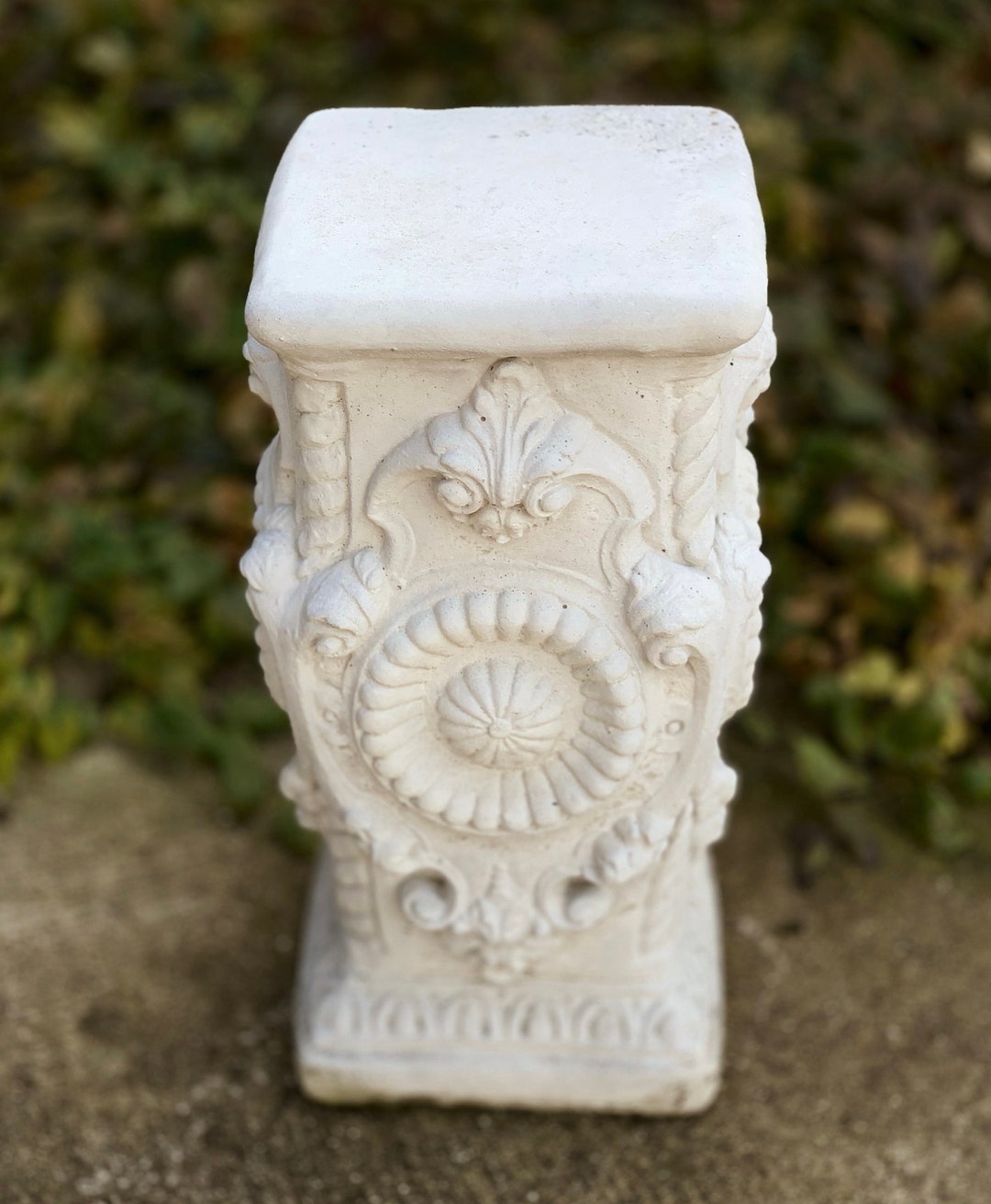 Concrete Column Figurine Stone Pedestal Stand Sculpture - Etsy