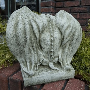 Concrete Monster Statue Gothic Halloween Decor Stone Guardian Gargoyle ...